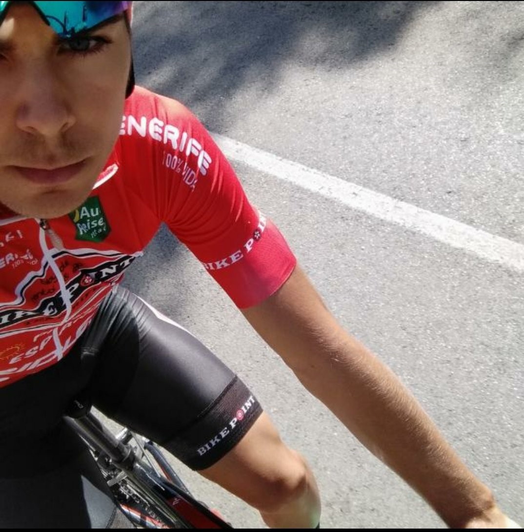 Luis Moltó refuerza al equipo Tenerife BikePoint Pizzería Española – ALICANTE Con el PLATO GRANDE