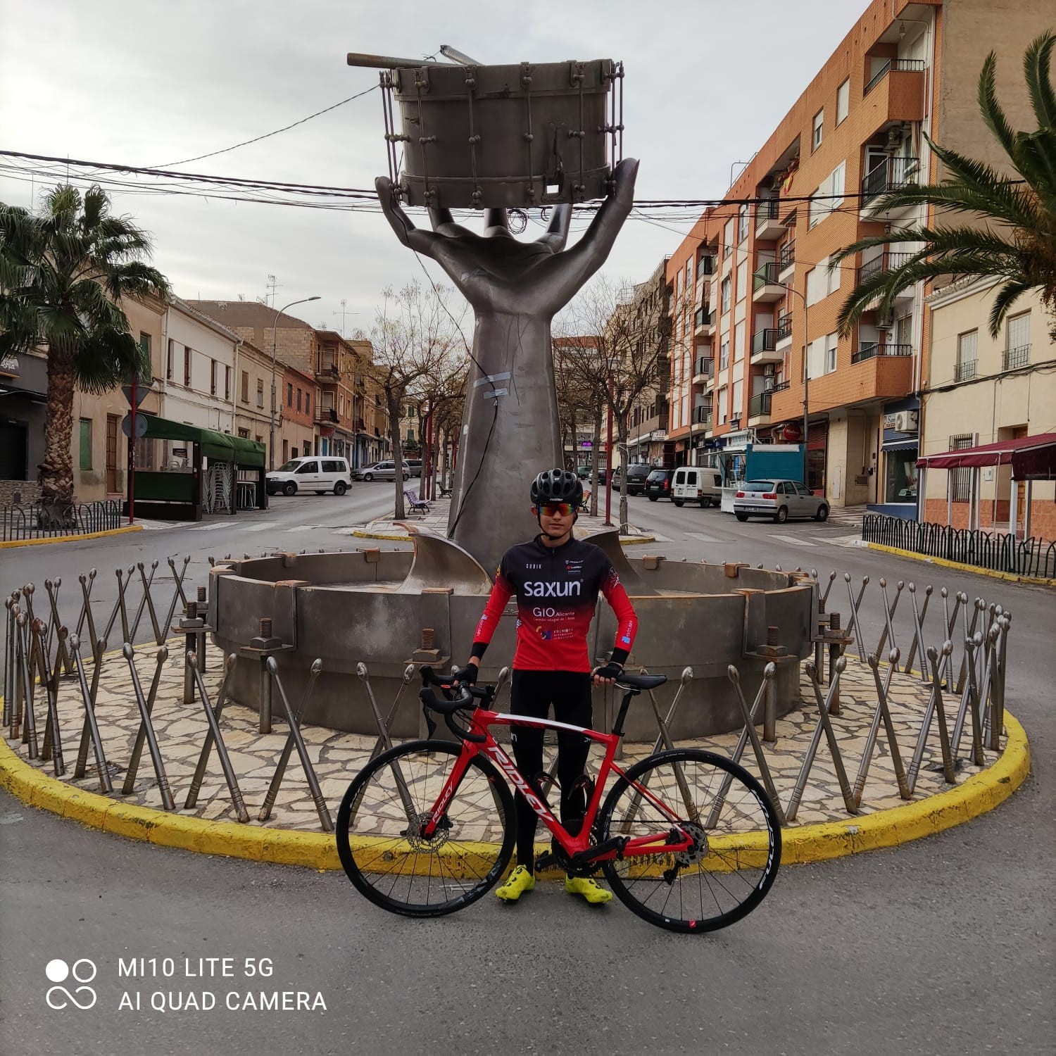 César Miró: «Me gustan las subidas y siempre he admirado la valentía a ...