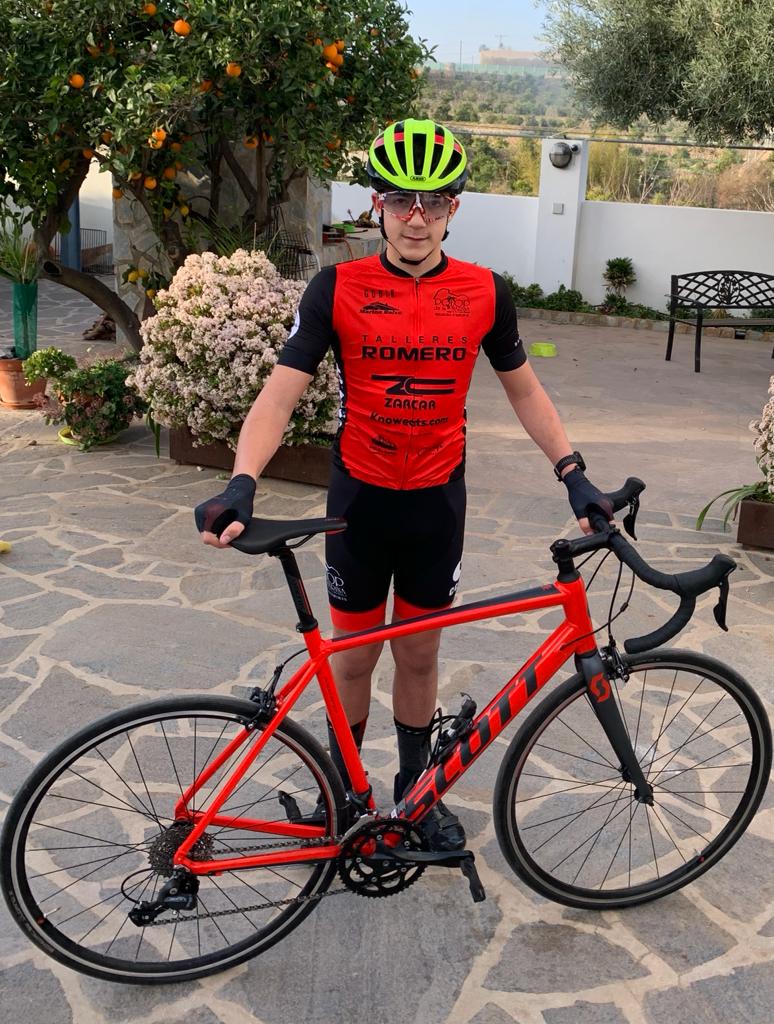 Iván Blasco: «Me veo como un ciclista todavía muy novato, con mucho que ...