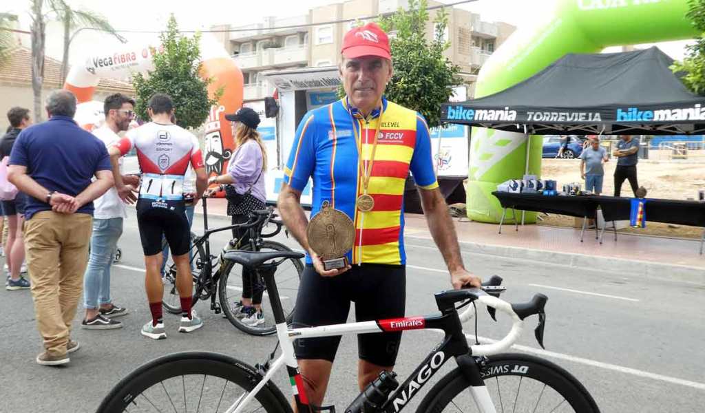 Antonio Domene, Pedro José López, Fernando Gimeno y Ernesto Domenech ...