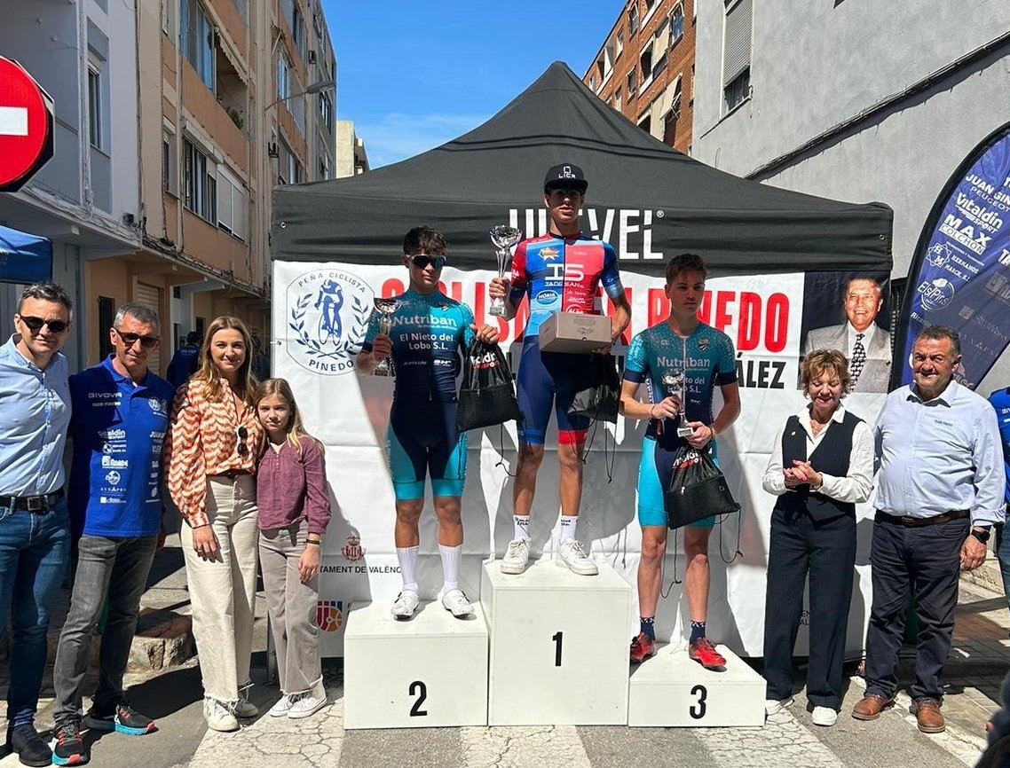Yoel Munter y Claudia Castaño conquistan en Pinedo el Memorial Manuel ...
