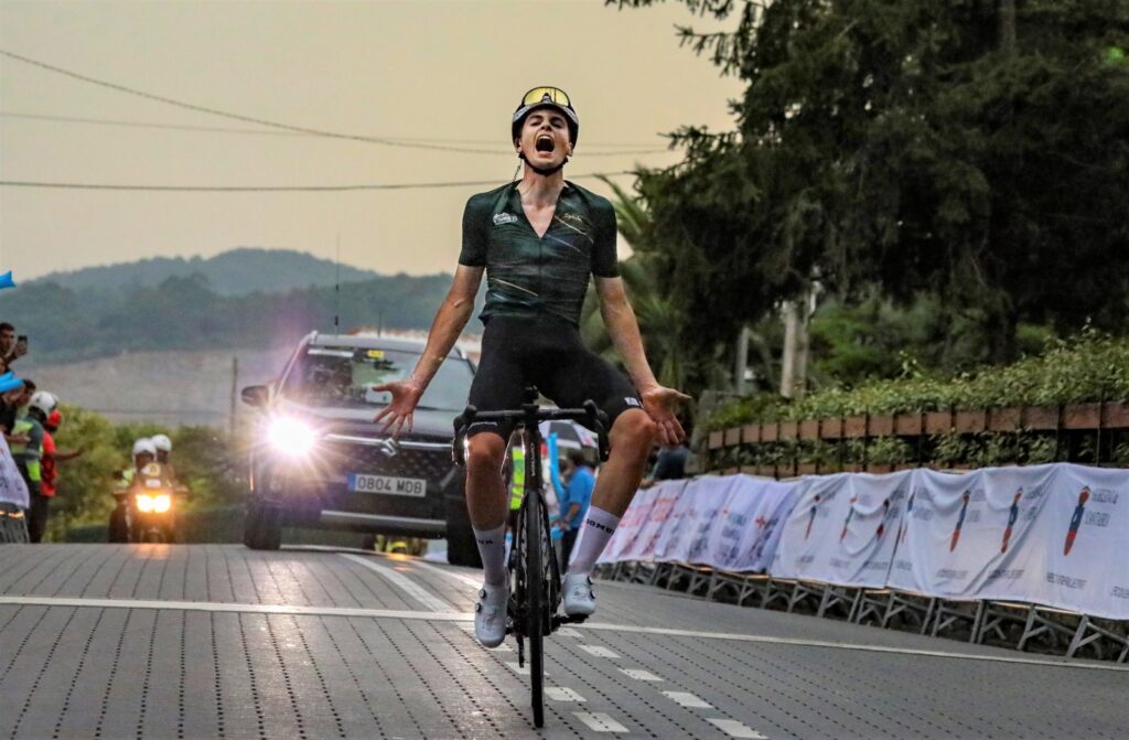 Alain Suárez gana en Maliaño y roza el triunfo absoluto de un Circuito ...