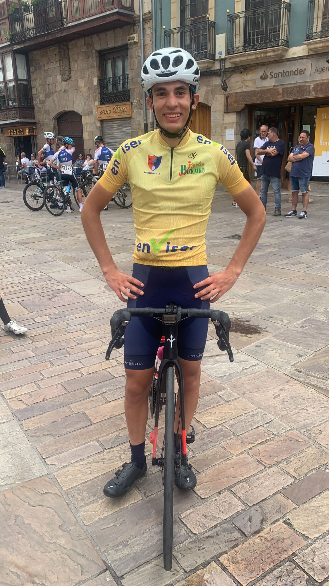 Joan Gamundi conquista la txapela de la Bizkaiko Itzulia y Patrick ...