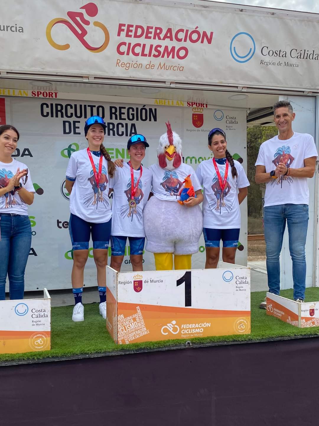 Victoria de Claudia Pérez en la Escalada a la Cresta del Gallo 2023 ...