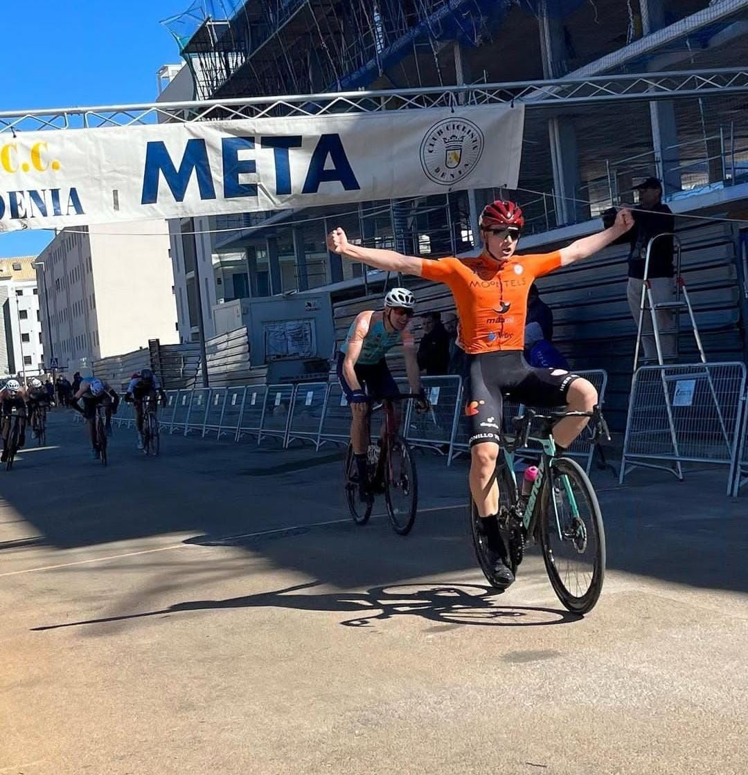 Asier Fortea y Oleg Melnikov conquistan en Dénia el Memorial Samuel ...