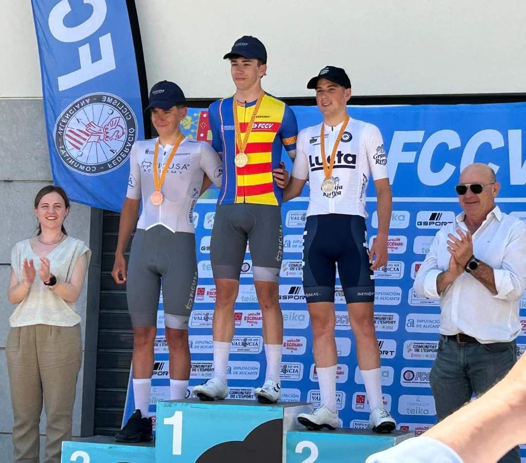 El Picusa Academy se exhibe en Rois, Santiago y Xalò – ALICANTE Con el ...