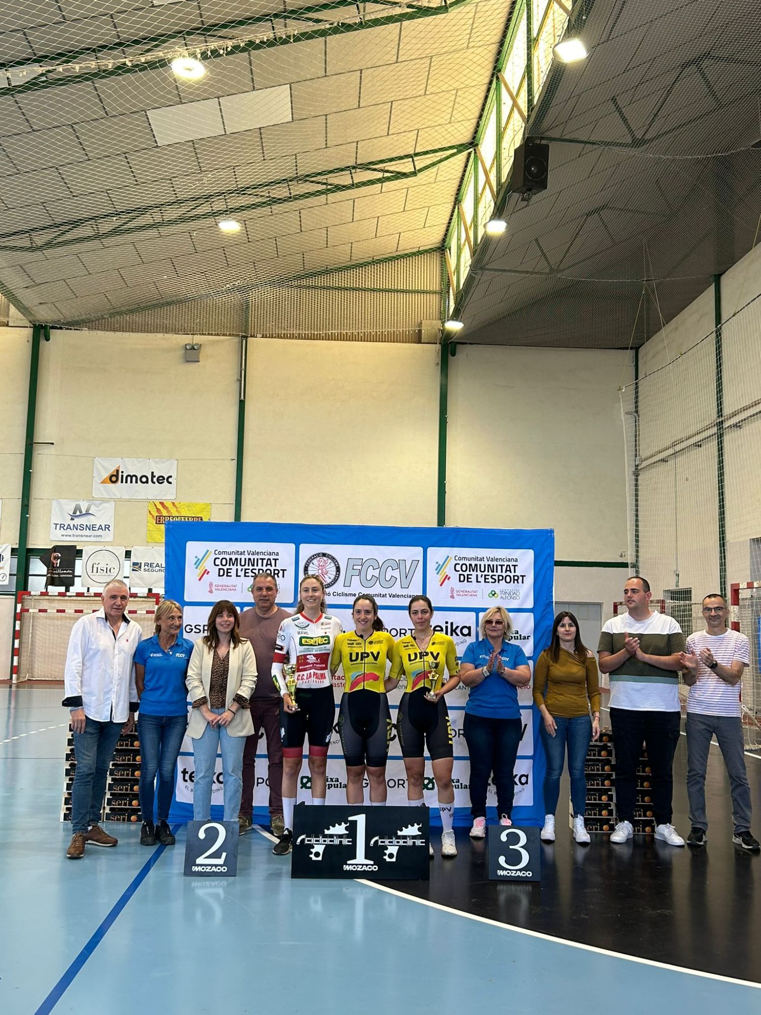 Isabel Ferreres, Claudia Pérez, Noa Jiménez, Leyre Almena, Tania ...