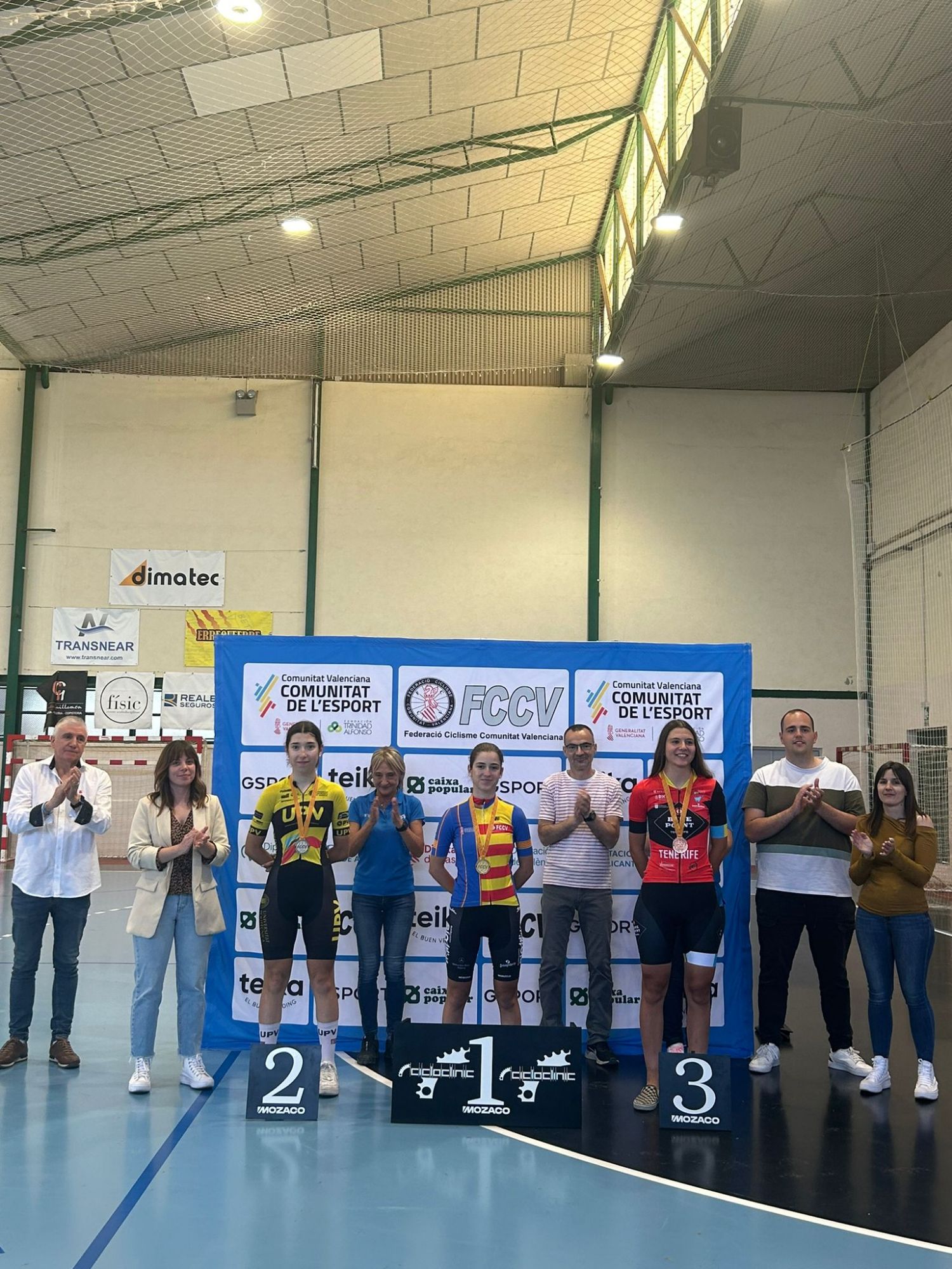 Isabel Ferreres, Claudia Pérez, Noa Jiménez, Leyre Almena, Tania ...