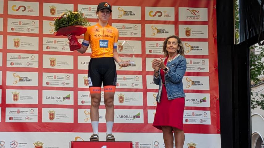 Exhibición de Alejandra Neira en el Trofeo Femenino Ayuntamiento de ...
